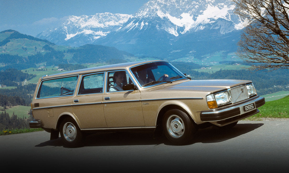 Retro Review: Volvo 240 - Carsforsale.com®