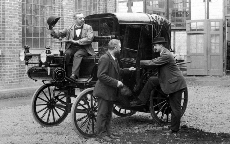 The History of Taxicabs - Carsforsale.com®