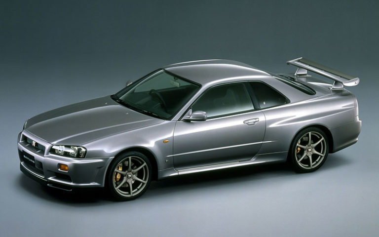 Classic Comparison: Toyota Supra vs Nissan Skyline GT-R - Carsforsale.com®