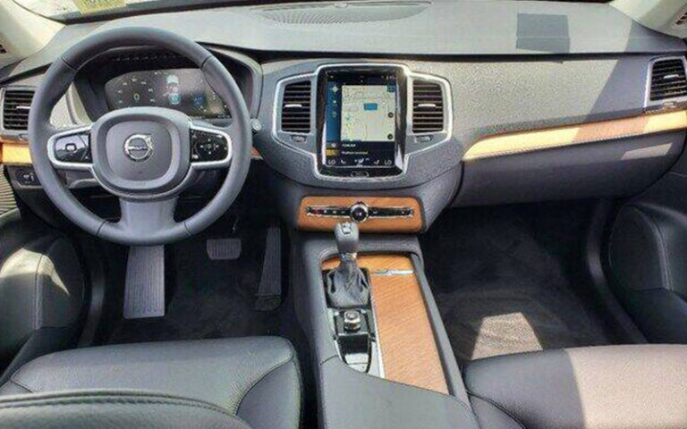 Head to Head: 2022 Volkswagen Atlas vs 2022 Volvo XC90 - Carsforsale.com®