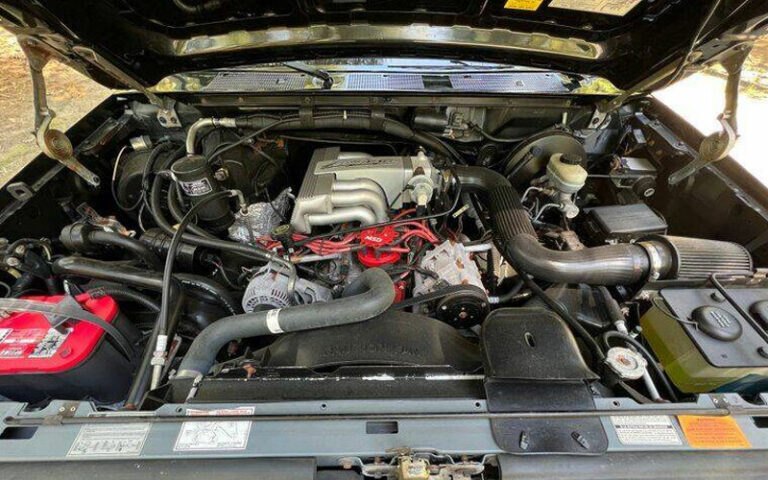 Classic Comparison: Chevy 454 SS vs Ford SVT Lightning - Carsforsale.com®