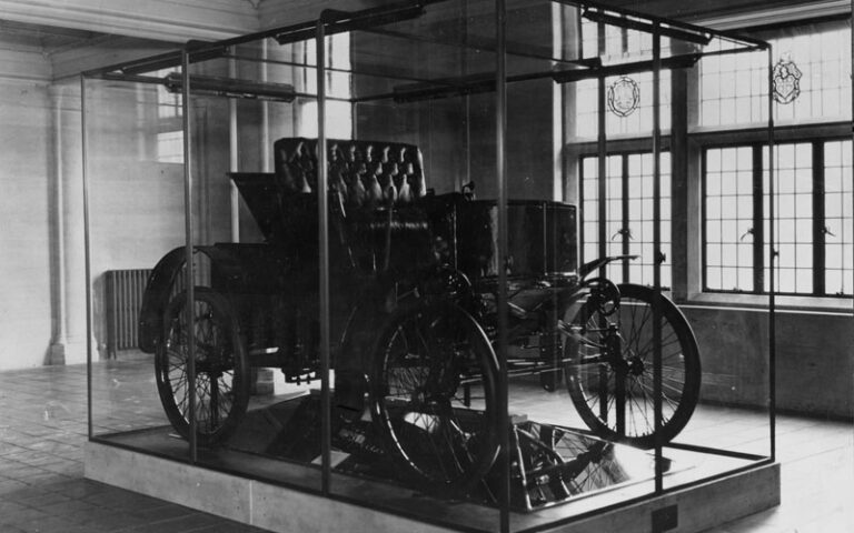 What Happened to Packard? - Carsforsale.com®