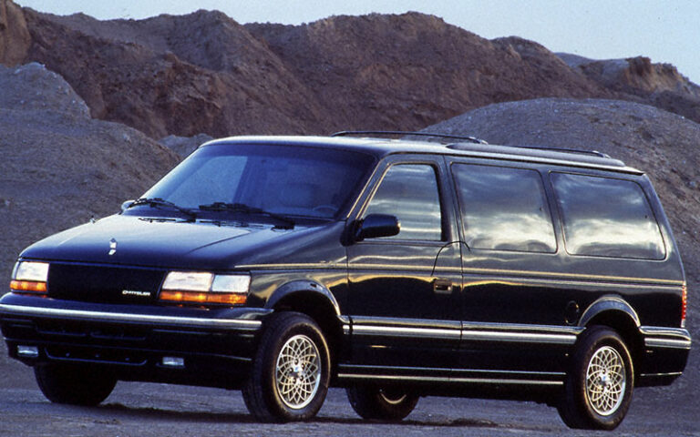 Chrysler Minivan Generations: Through the Years - Carsforsale.com®