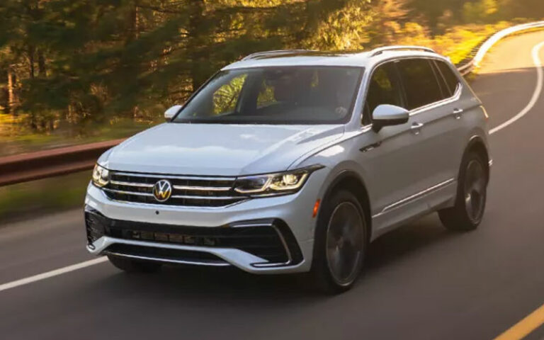 Volkswagen Tiguan vs Ford Escape - Carsforsale.com®