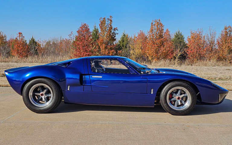 Buy this Ford vs Ferrari GT40 Movie Car - Carsforsale.com®