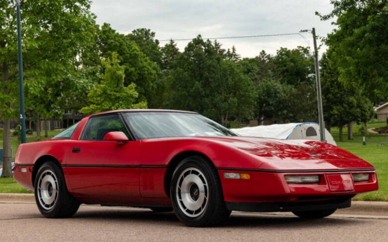 The Pivotal and Potent C4 Chevrolet Corvette - Carsforsale.com®