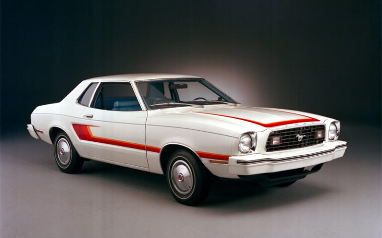 Identifying the First-Gen Ford Mustang - Carsforsale.com®